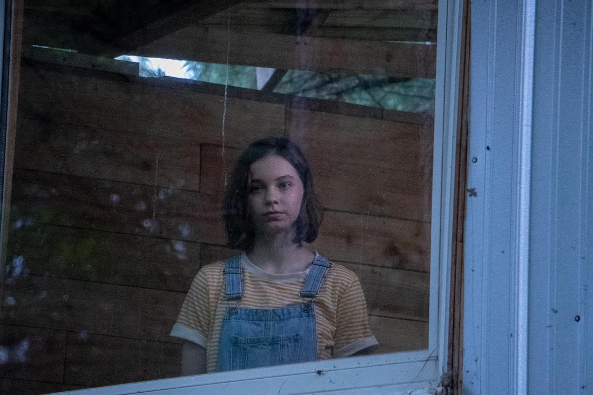 EMMA MYAERS是誰？從《星期三》狼人室友到《Minecraft 電影》主角的崛起之路 | MoWiii